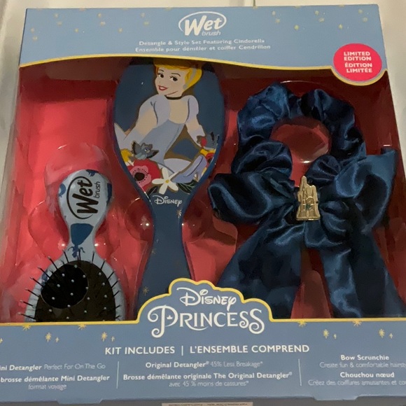 Wet Seal | Hair | Wet Brush Disney Princess Cinderella Detangle Set ...